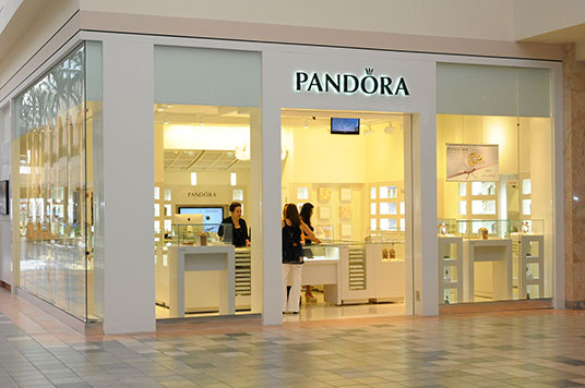 Plaza Las Americas | Pandora