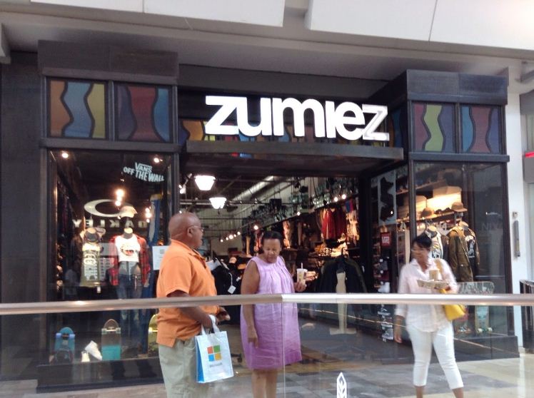 Westfield Garden State Plaza | Zumiez