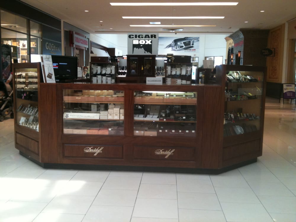 Aventura Mall | Cigar Box