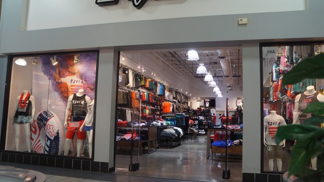 South Premium Outlets Las Vegas | Fox