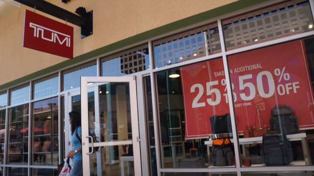 North Premium Outlets Las Vegas | Tumi
