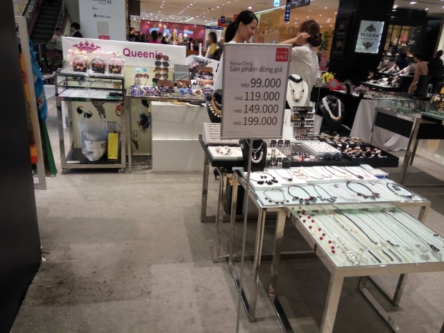 Lotte Department Store Hanoi | Queenie