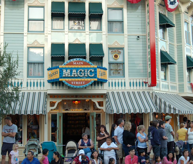 Disneyland and Downtown Disney | Main Street Magic Shop