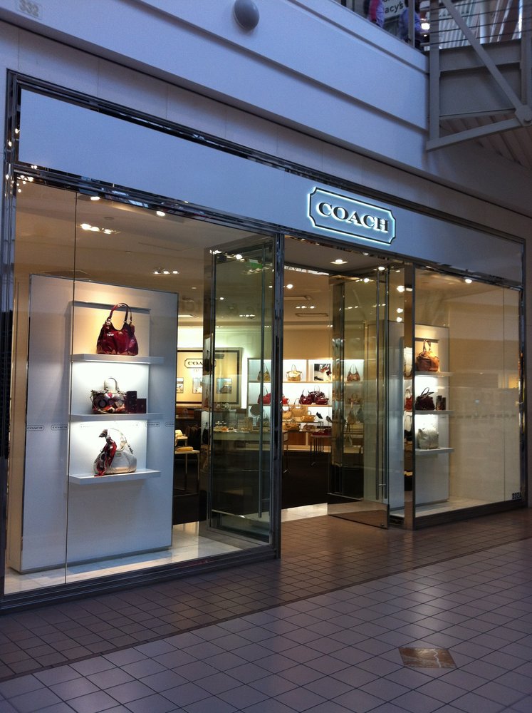 MainPlace Mall | Coach