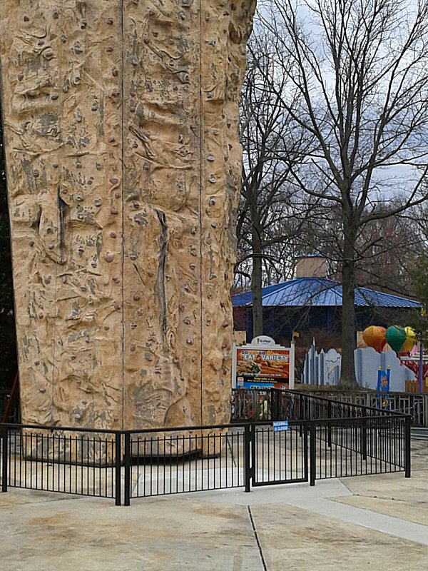 Six Flags Magic Mountain Los Angeles | Rock Climbing Wall