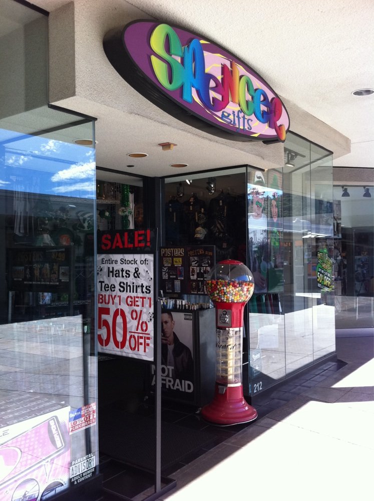 Westfield Mission Valley San Diego | Spencer's