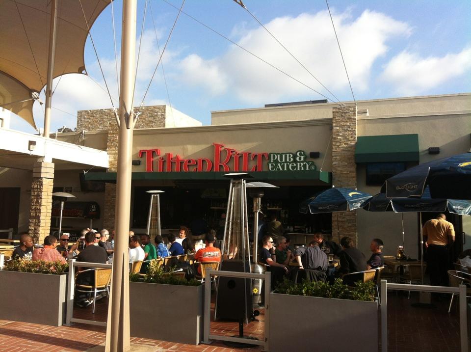 Westfield Mission Valley San Diego | Tilted Kilt Pub & Eatery