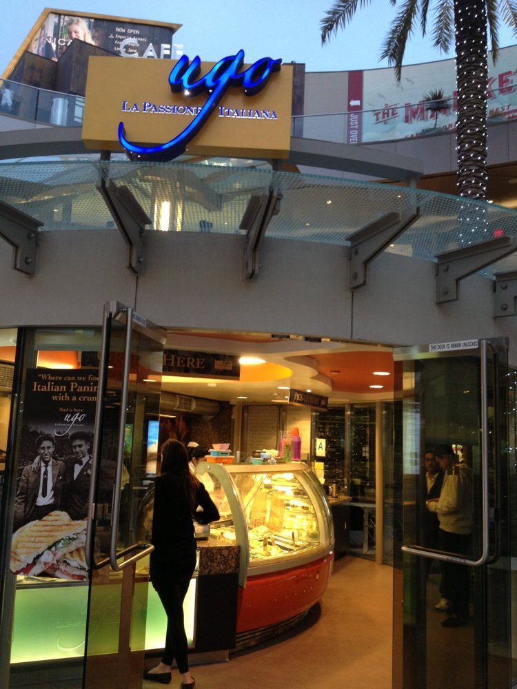 Santa Monica Place Los Angeles | Ugo cafe
