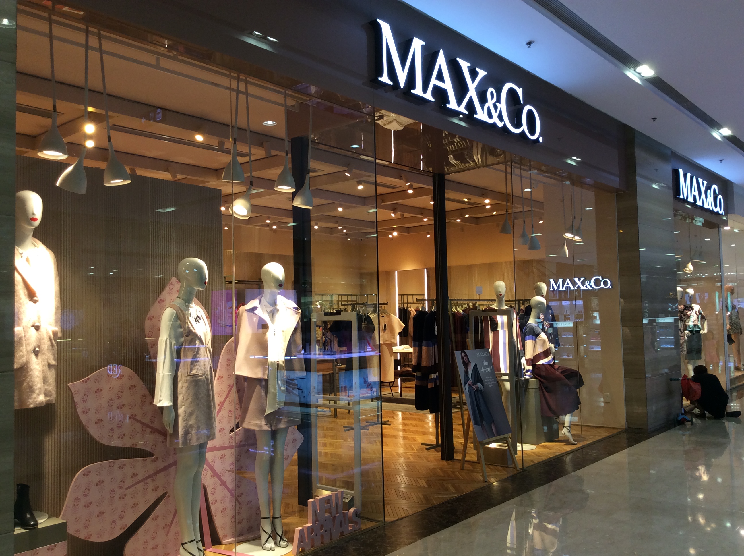 Vincom Bà Triệu | Max & Co.