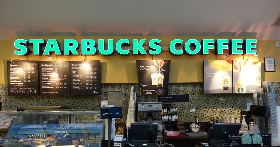 Miami International Mall | Starbucks Coffee