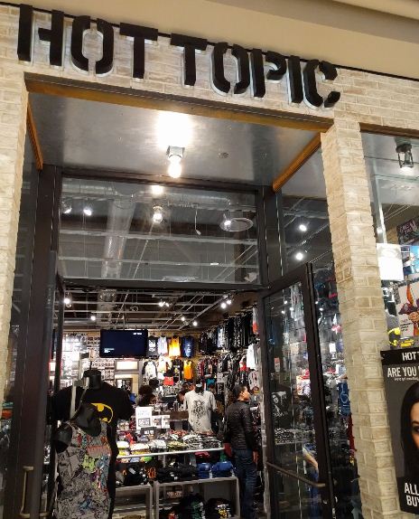 The Mall at Turtle Creek | Hot Topic